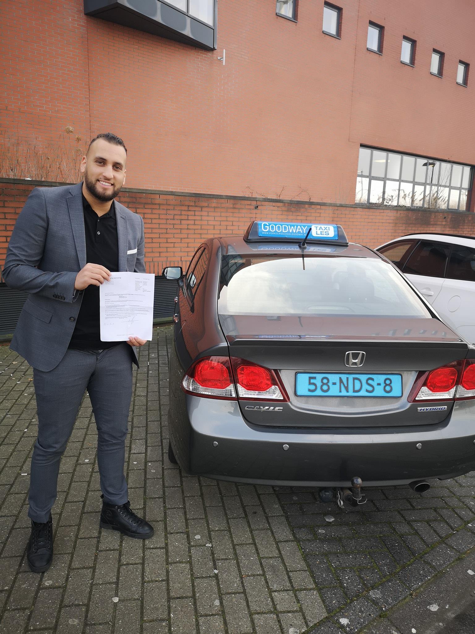 Taxipas halen Amsterdam | Verkeersschool Goodway